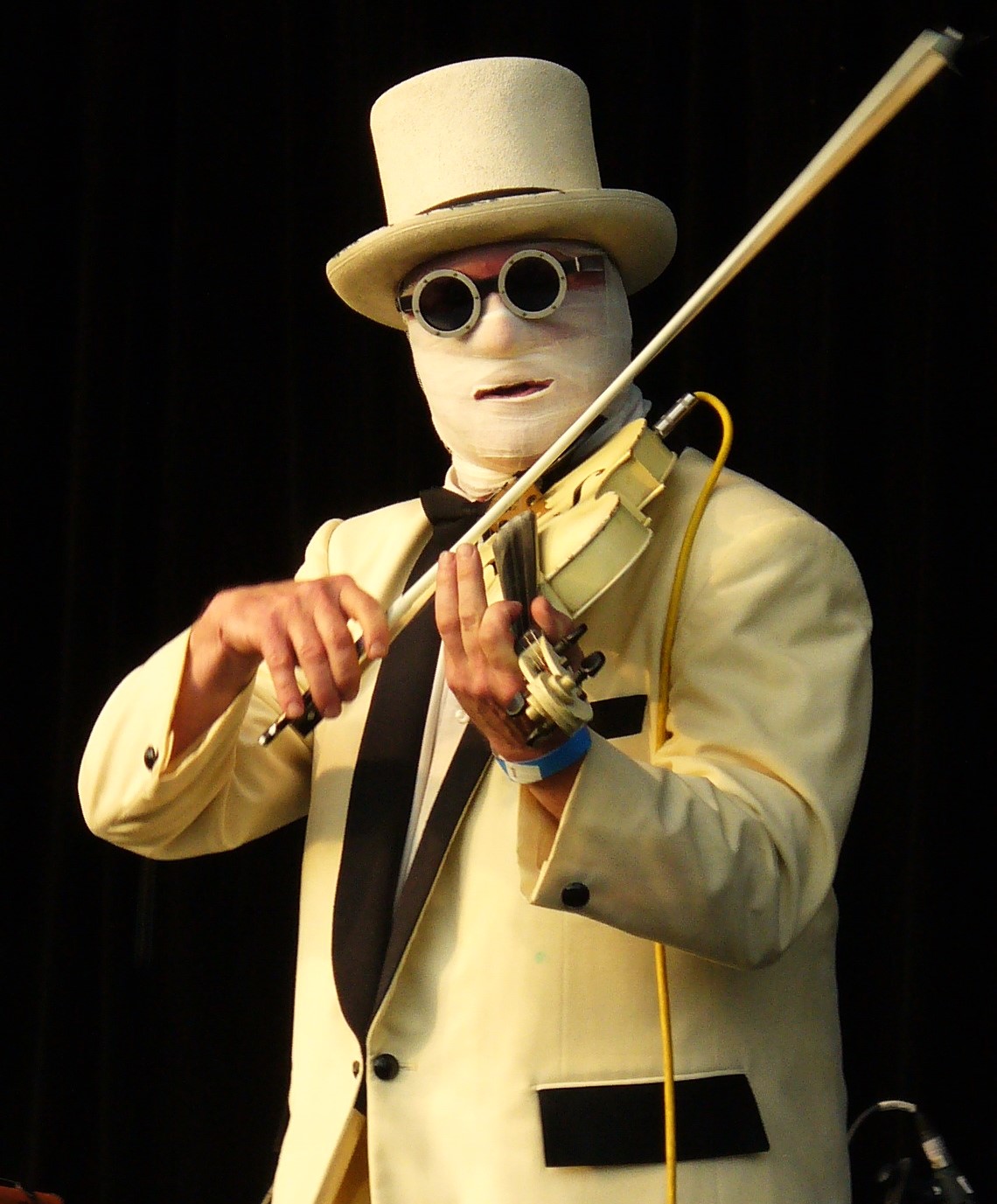 Nash The Slash reinvents classic rock | Bibliolore