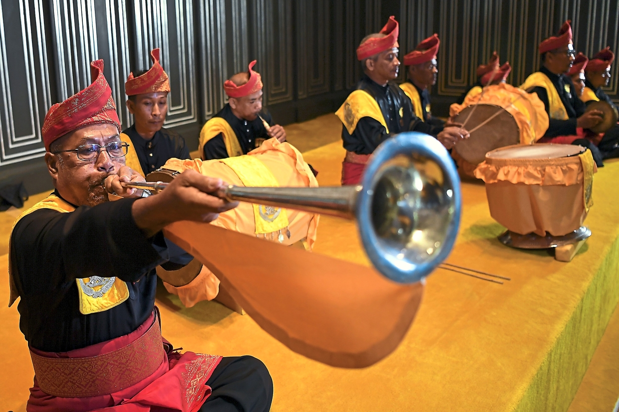 The nobat in Malay court life | Bibliolore